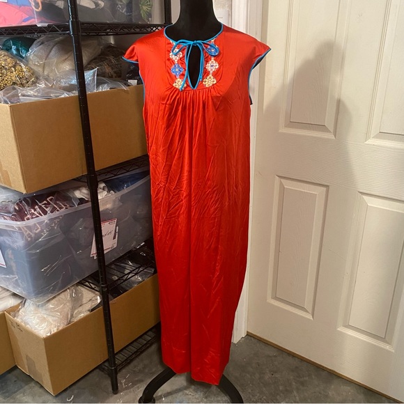 jcpenney | Intimates & Sleepwear | Vintage Jcpenny Red Robe 2 Piece ...